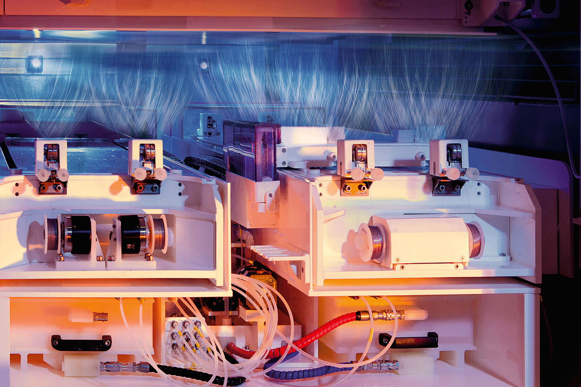 Patented needle-free Nanospider™ technology | Elmarco